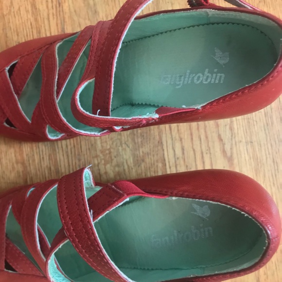 Faryl Robin | Shoes | Faryl Robin Wedge Sandal | Poshmark